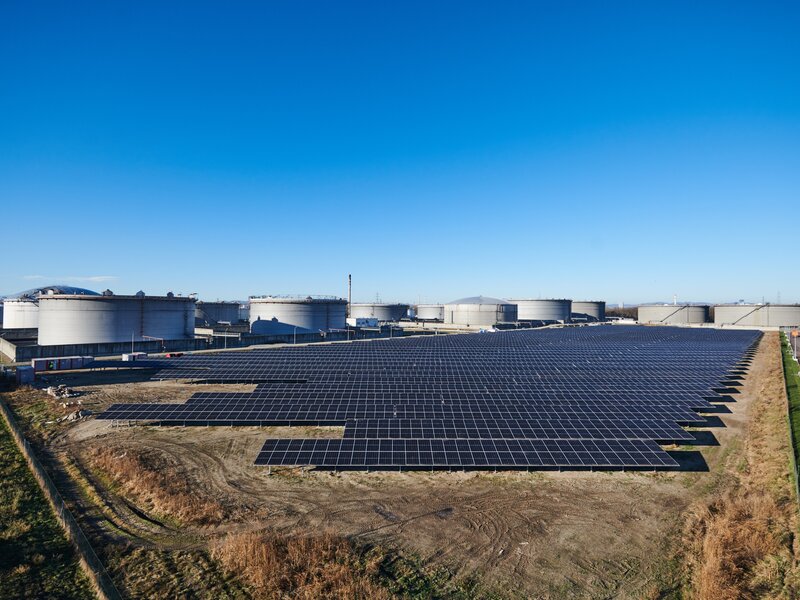 OMV starts up ground-mounted photovoltaic plant with solar tracking in ...