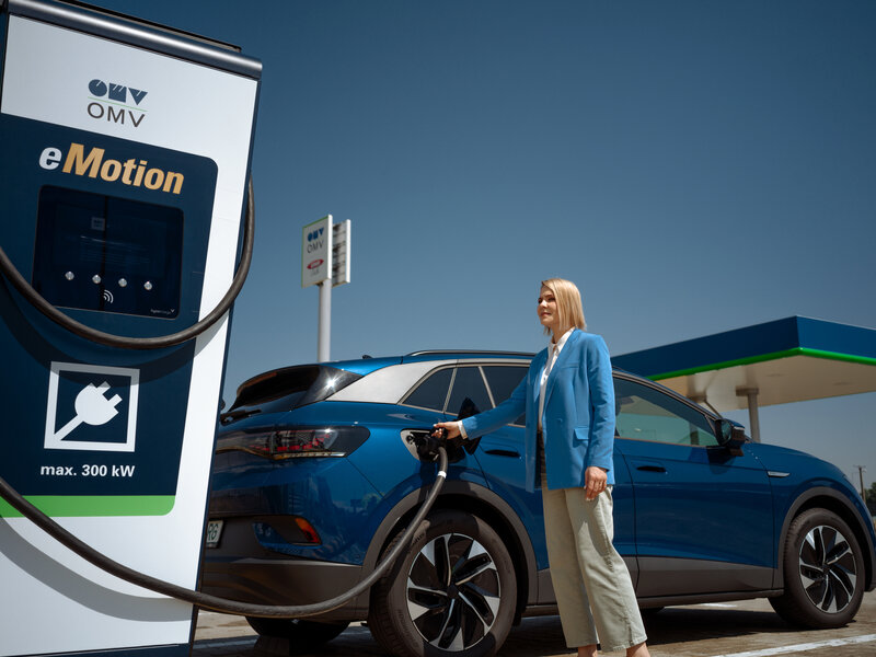 World EV Day (TM): OMV rolls out eMotion brand for ultra-fast charging ...
